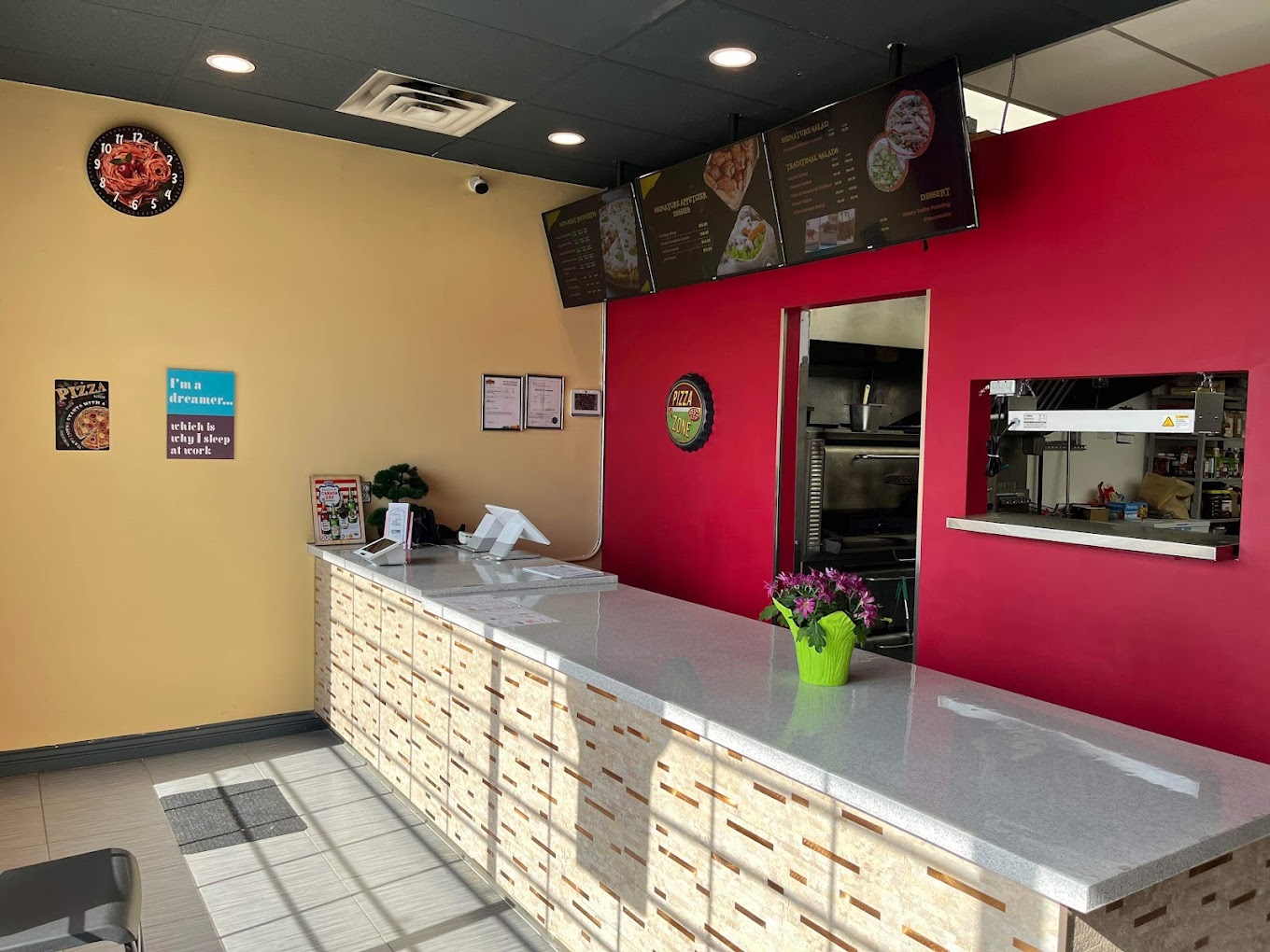 Syros Pizza – Best Halal Pizza Store in Kamloops, BC. Canada